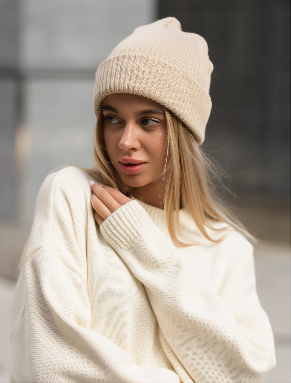 Damska czapka Staff beige basic