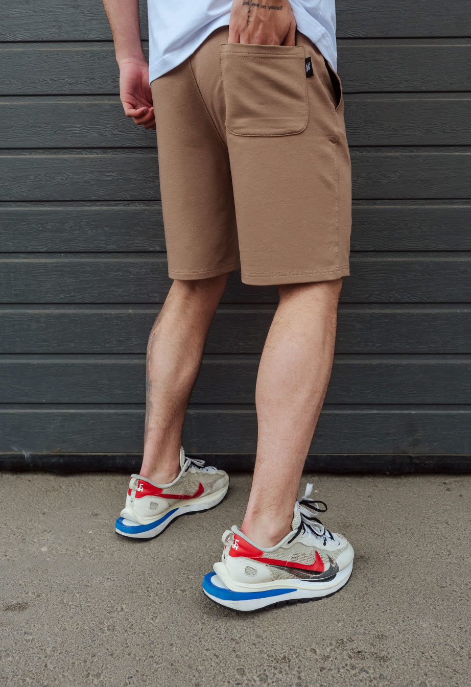 Spodenki Staff light brown logo