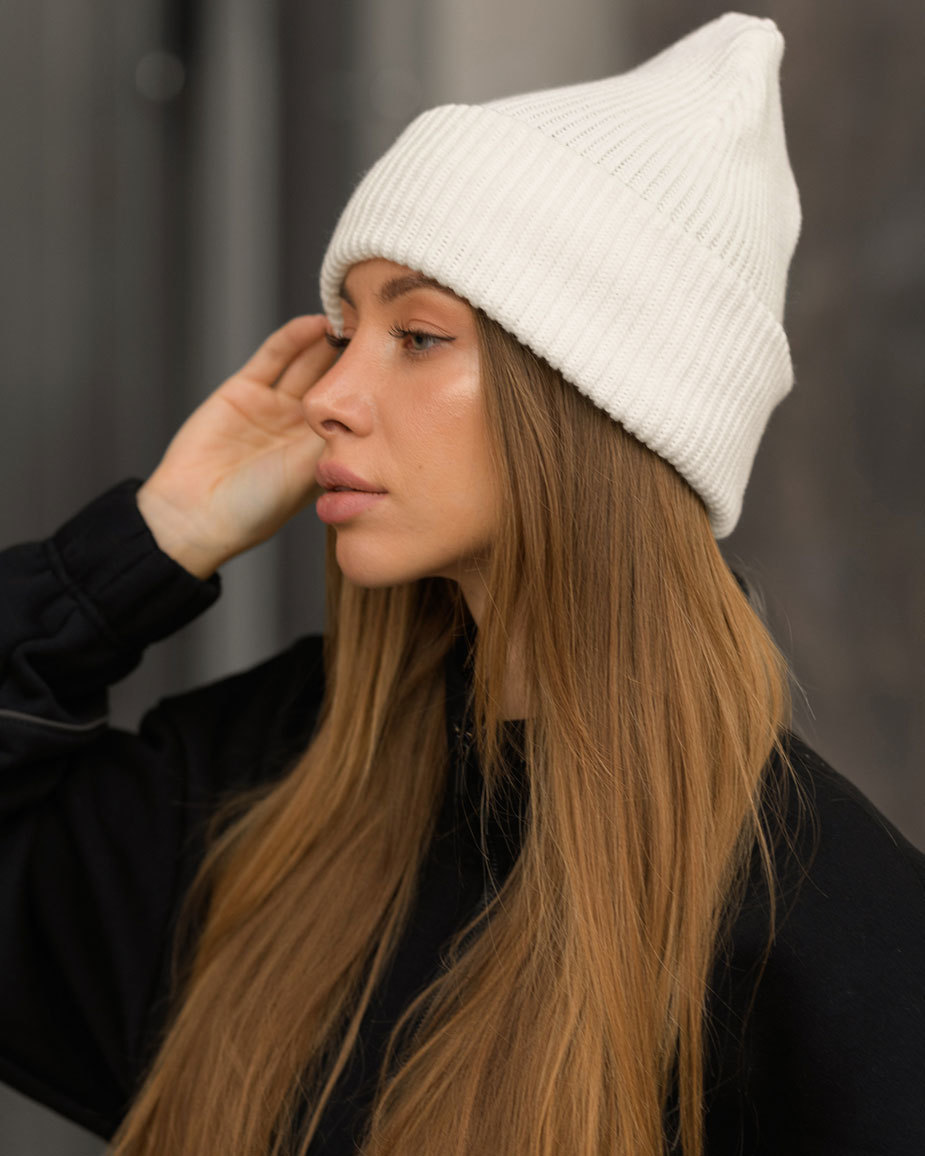 Damska czapka Staff milk basic